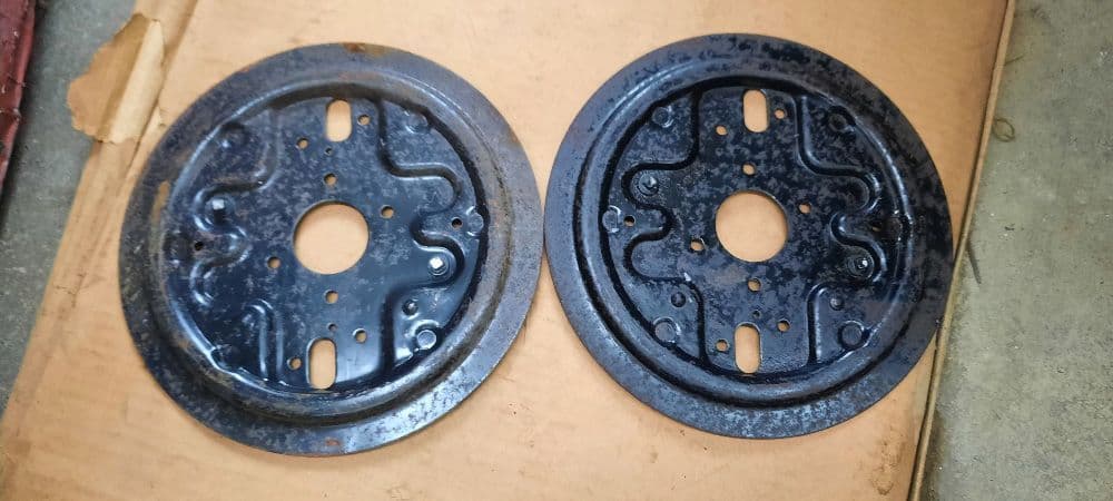 Pair New Genuine Front Brake Backing Plates 123E Anglia 1200 cc
