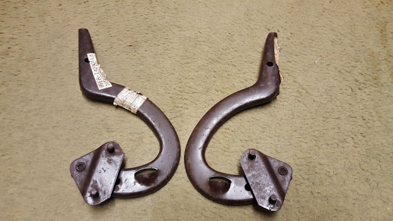 Pair New Genuine Rear Boot Hinges Mk1 Capri