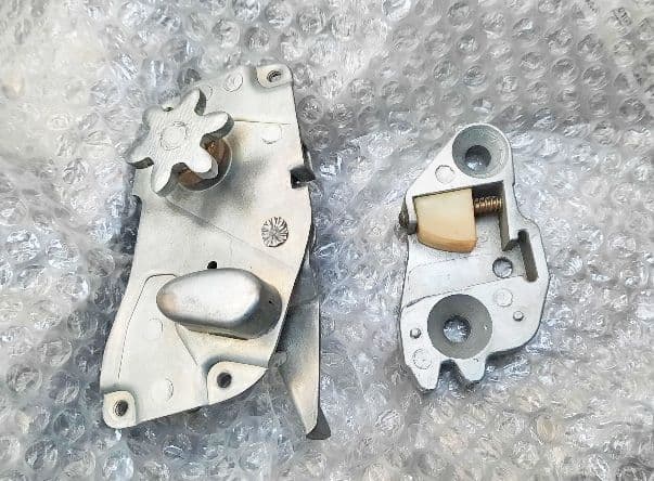 Pair New Genuine Right Hand Door Lock Mechanisms and Striker Early 105E ...