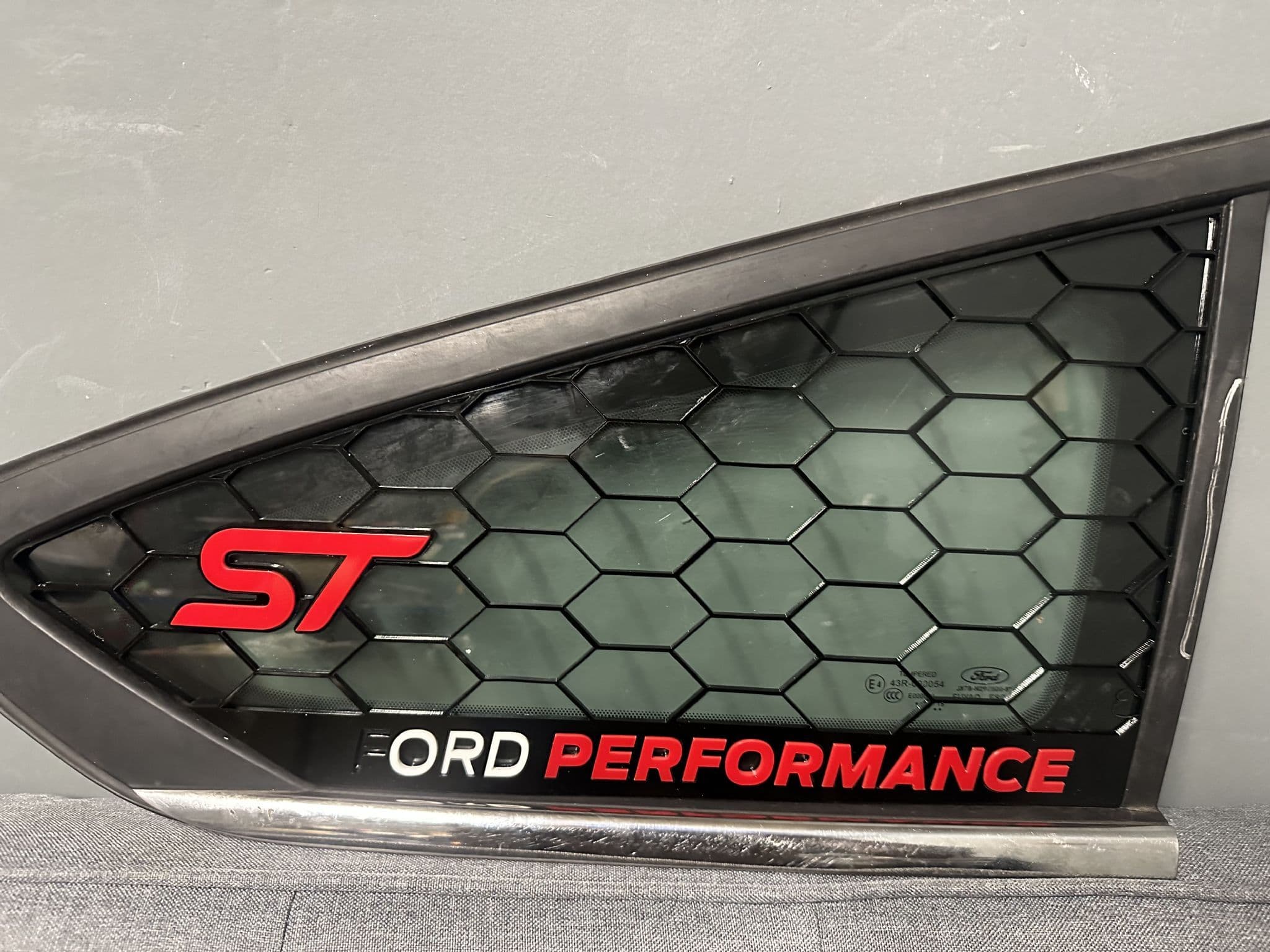 Focus Estate MK4 / 4 5 Window plates