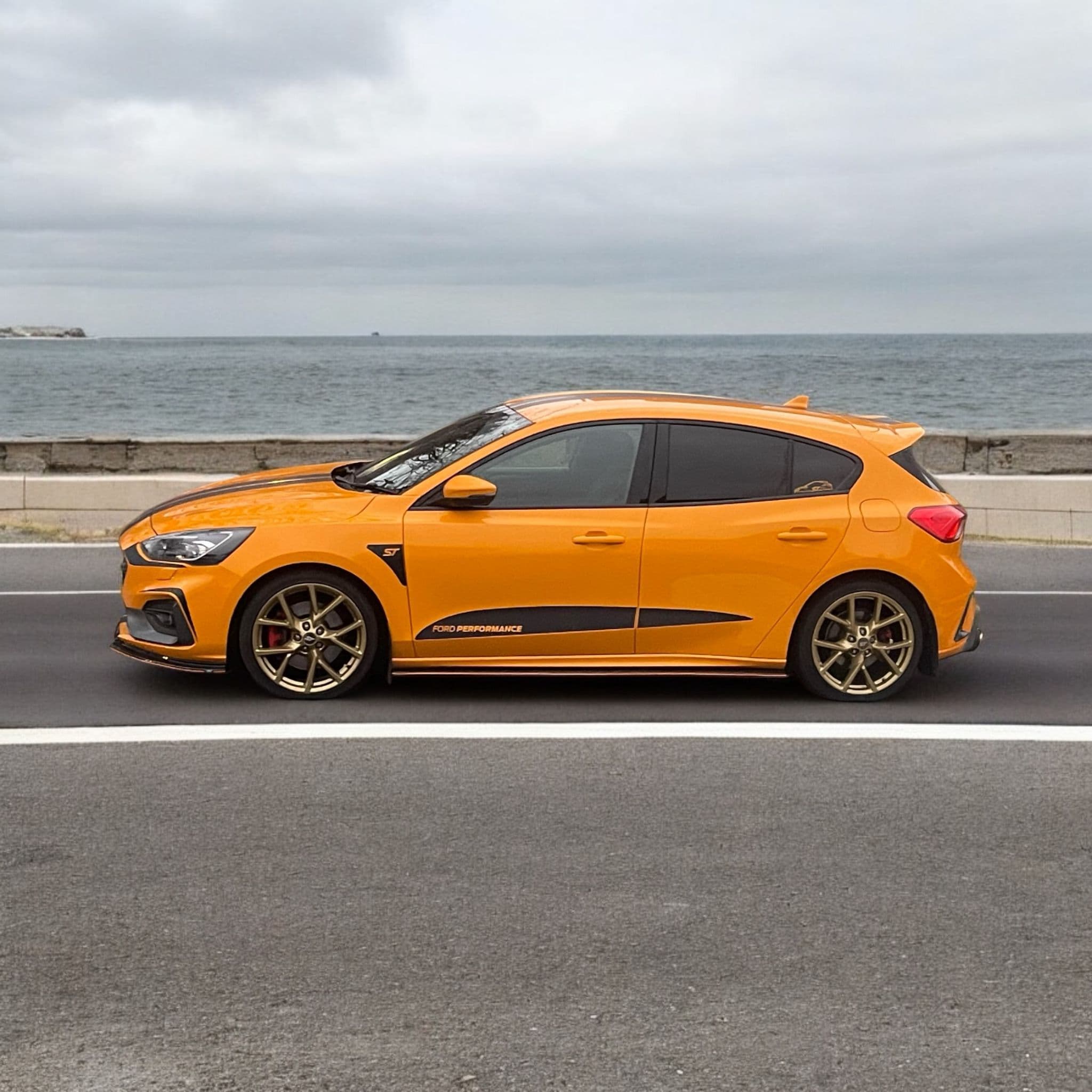 FOCUS MK4 & 4 5 FRONT AND SIDE SKIRT SPLITTERS