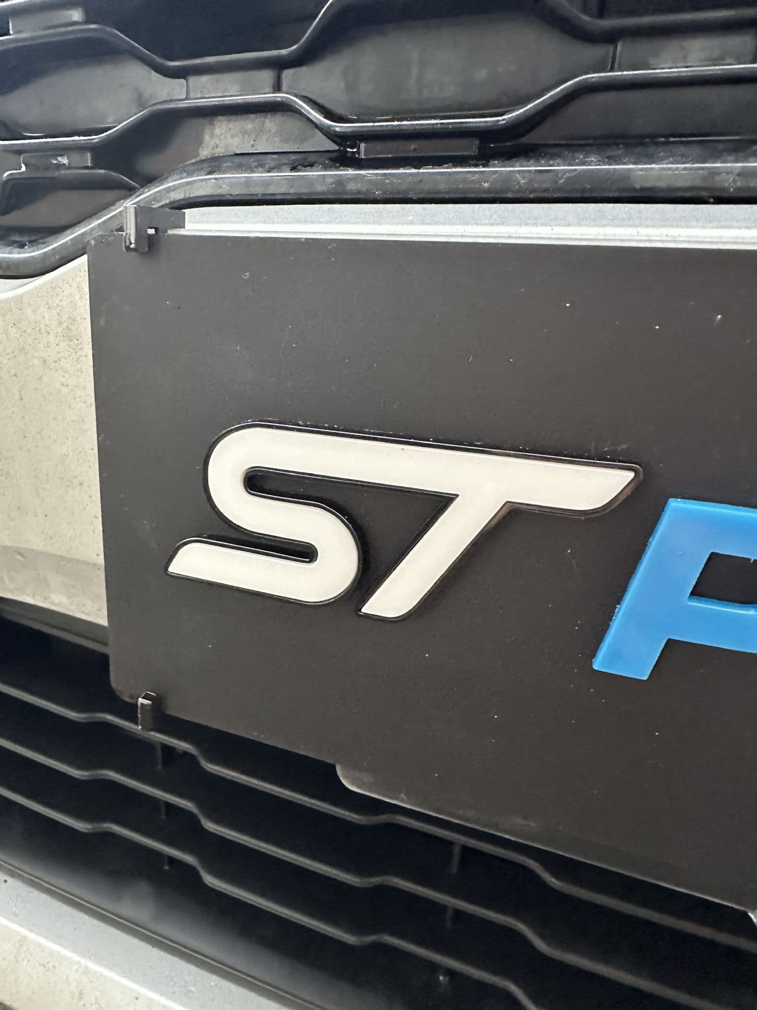 RS PERFORMANCE SHOW PLATE