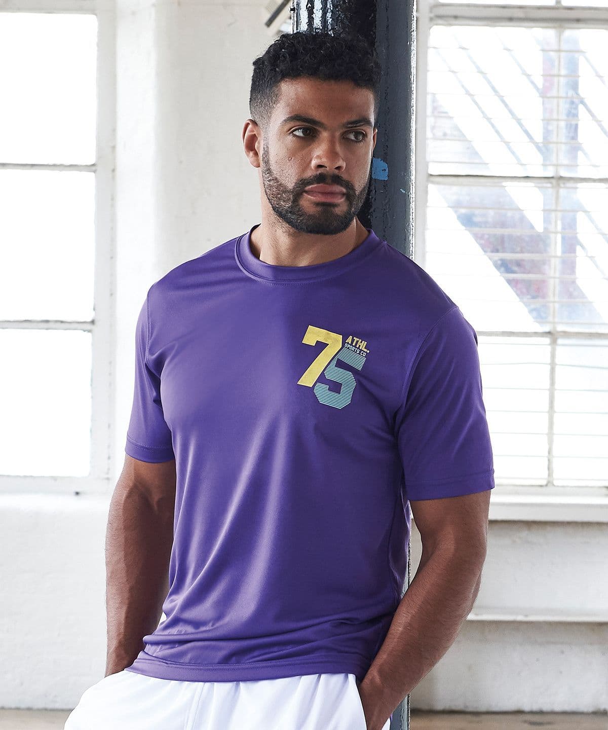 Cool smooth T with front logo