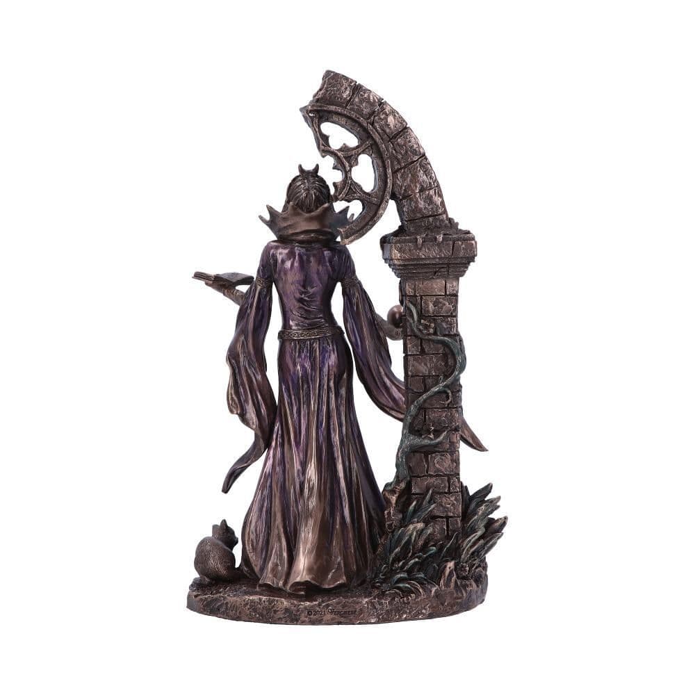 Aradia The Wiccan Queen of Witches Figurine