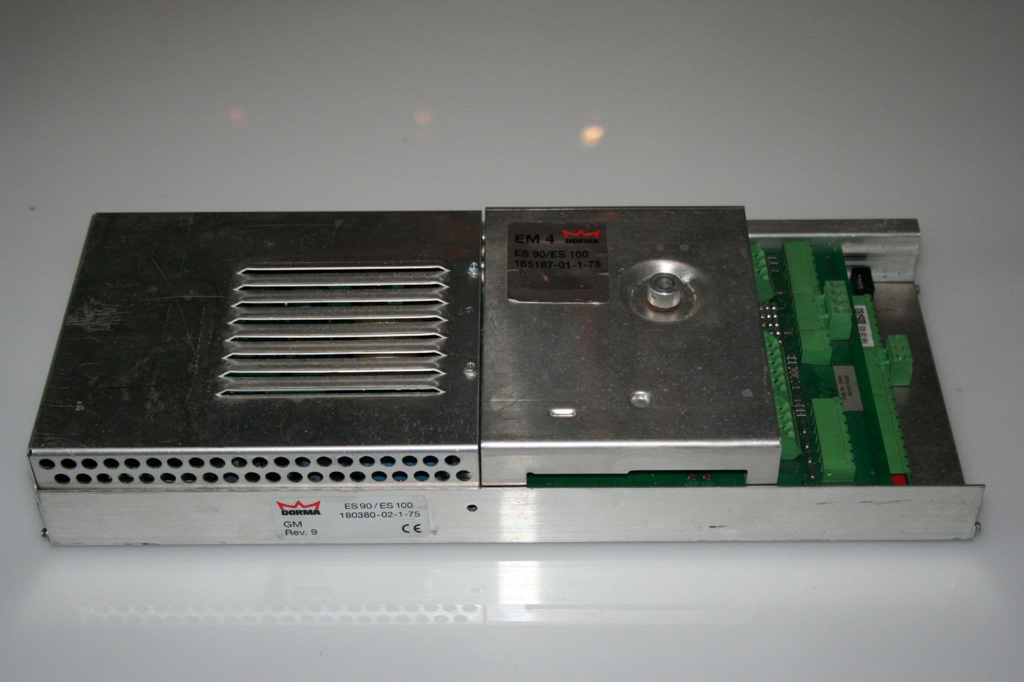 Dorma ES90/ES100 processor