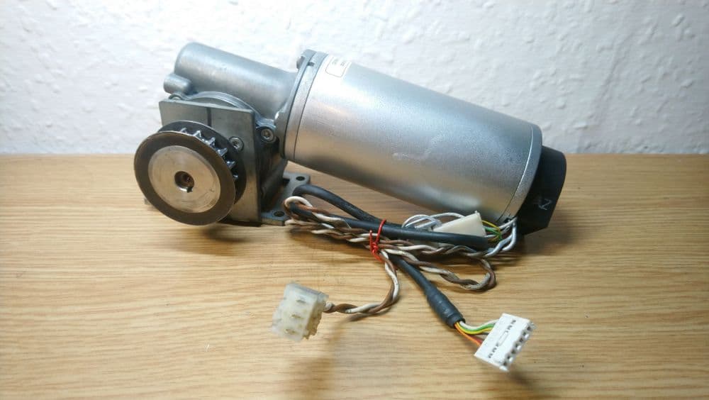 Label ML-10 Motor