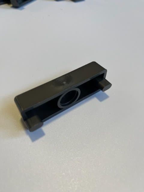 Plastic block floor guide