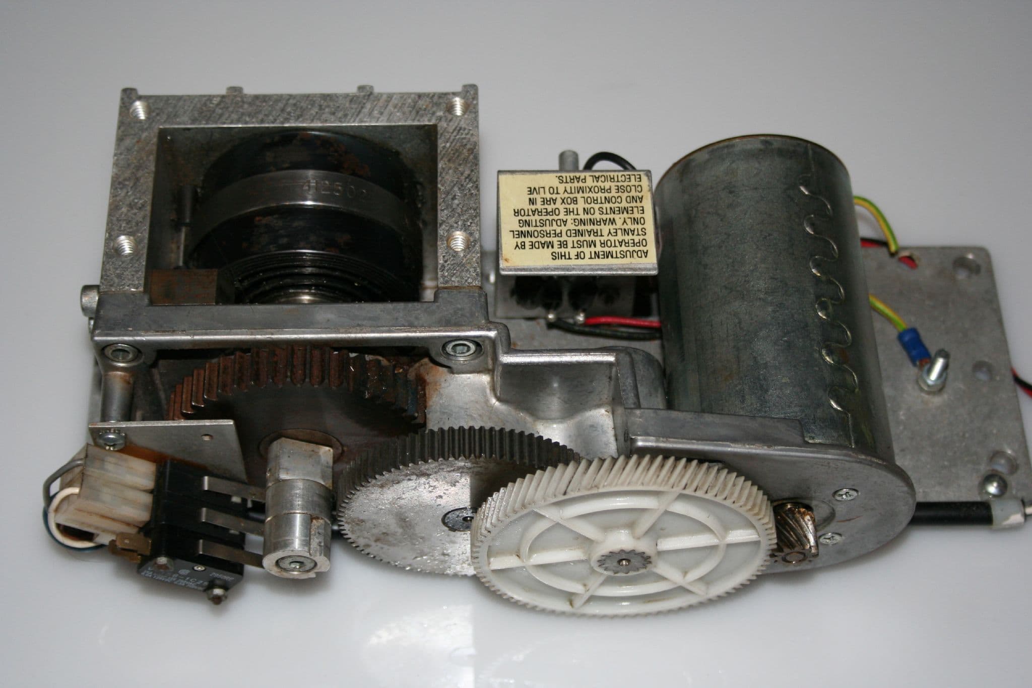 Stanley Folding operator