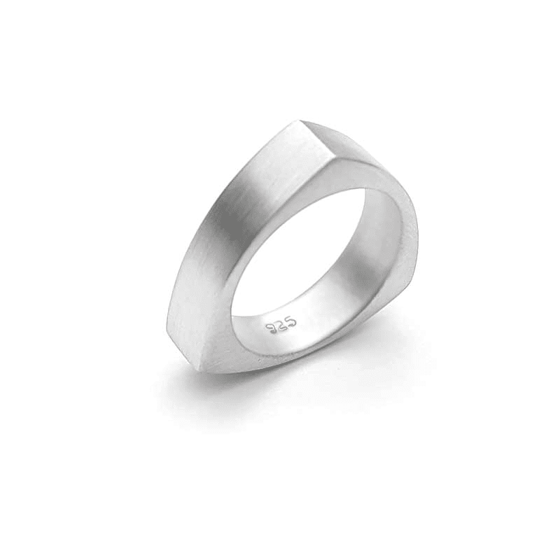 Triangle Ring Matte