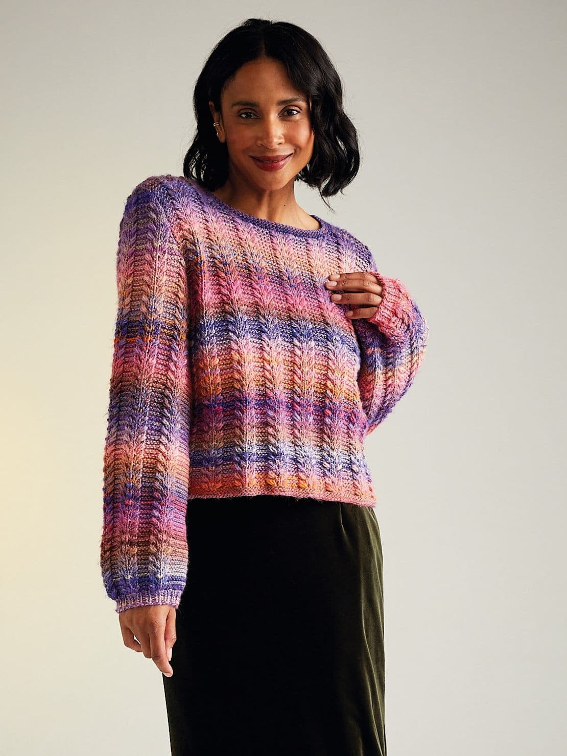 S10719BK Sirdar Jewelspun Aran