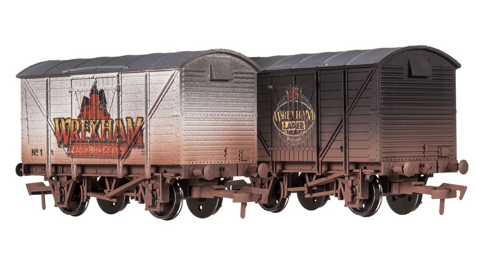 4F-012-050 Dapol OO Gauge Weathered Twin Pack Wrexham Lager Ventilated Van