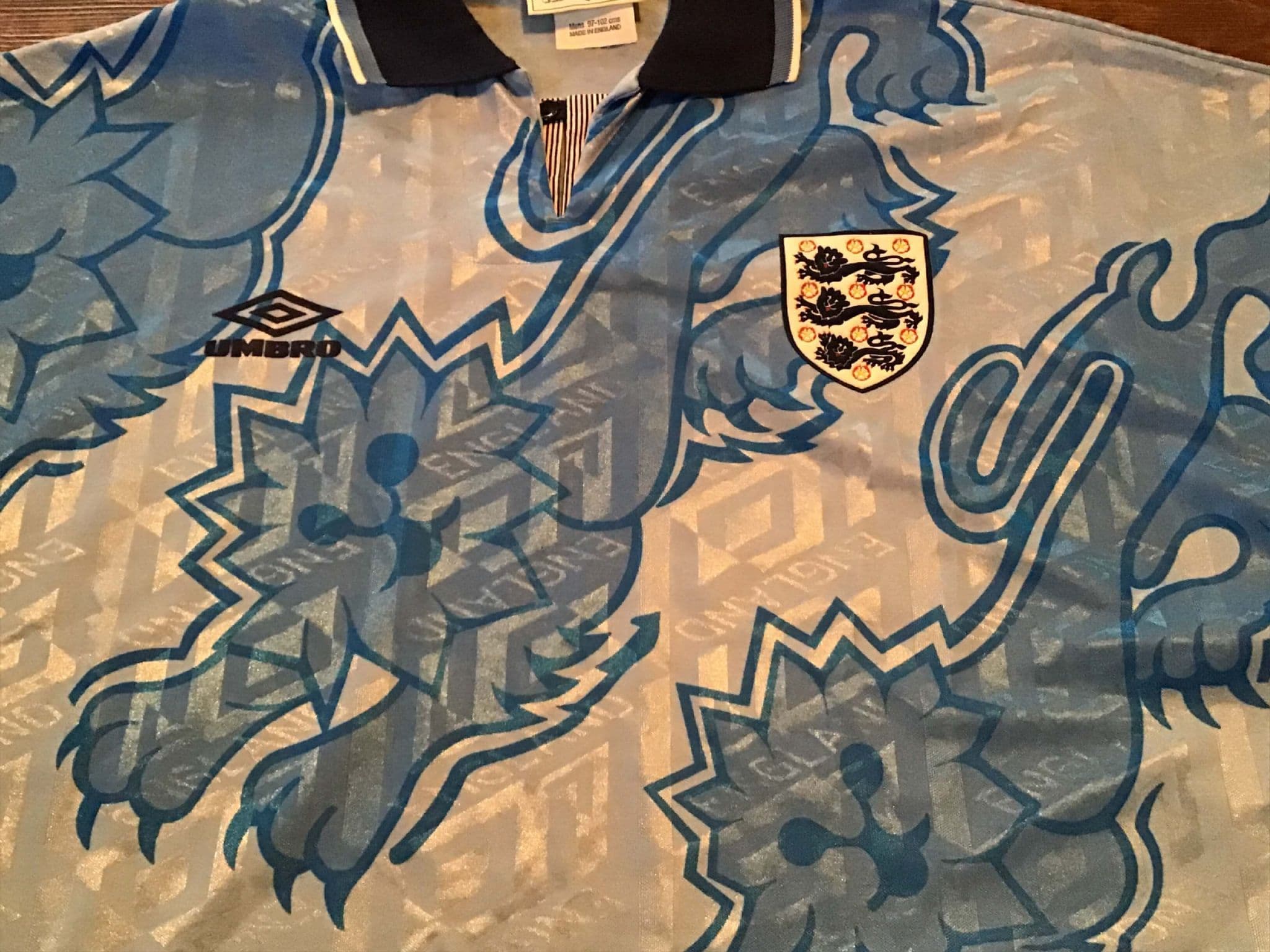 Classic Football Shirts | 1992 England Old Vintage Soccer Jerseys