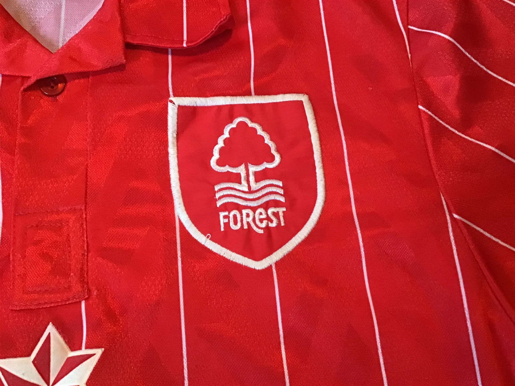Classic Football Shirts | 1992 Nottingham Forest Old Soccer Jerseys
