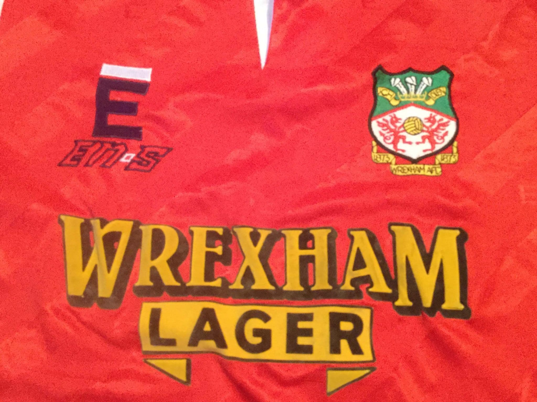 Global Classic Football Shirts | 1992 Wrexham Vintage Old Soccer Jerseys
