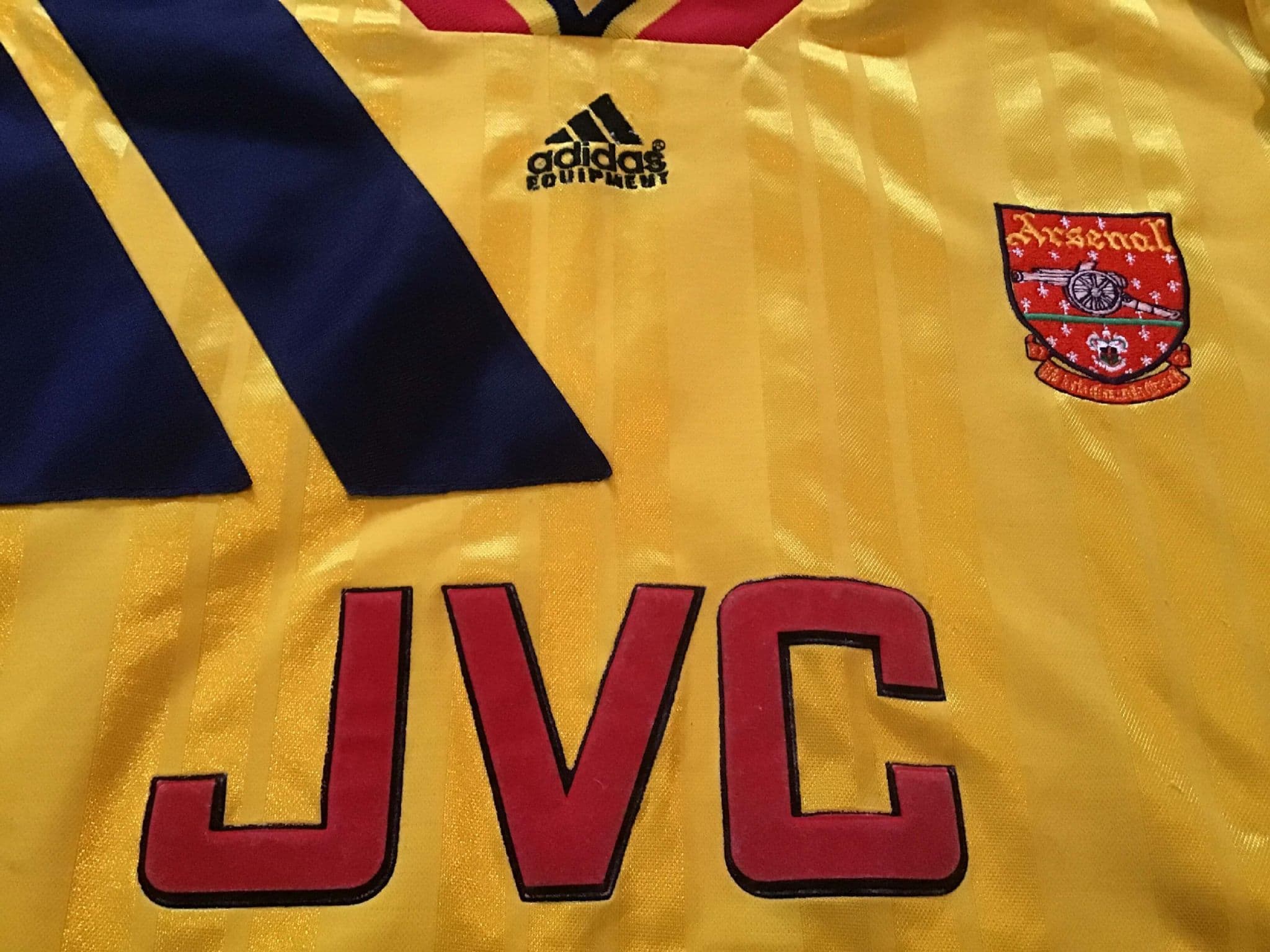 Classic Football Shirts | 1993 Arsenal Old Vintage Soccer Jerseys