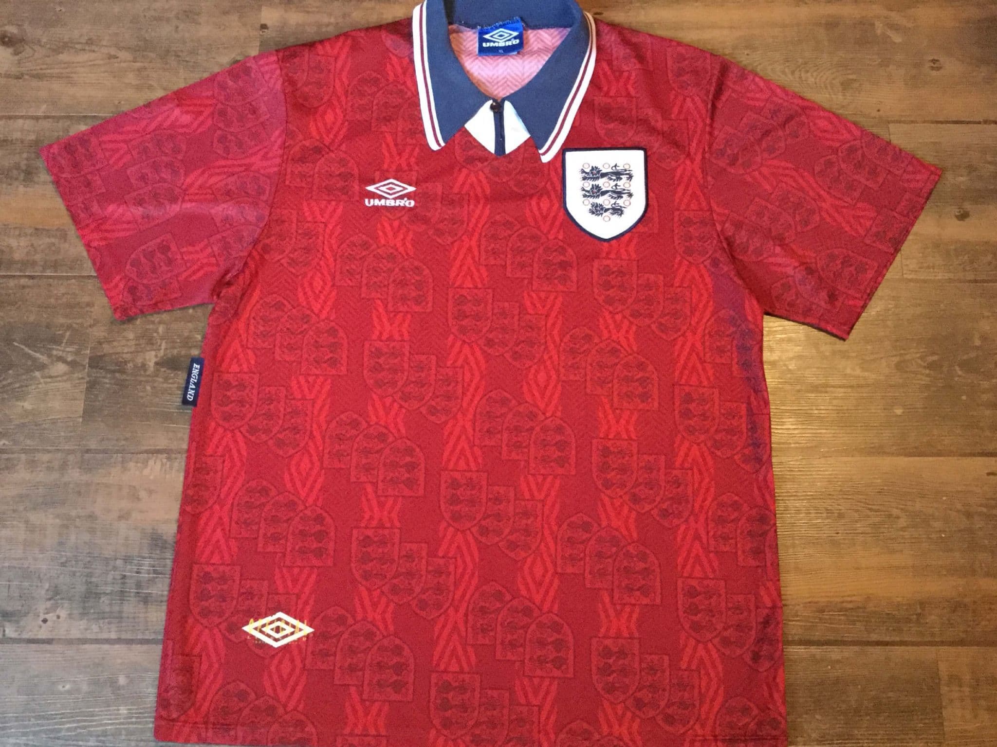 Global Classic Football Shirts | 1993 England Old Vintage Soccer Jerseys
