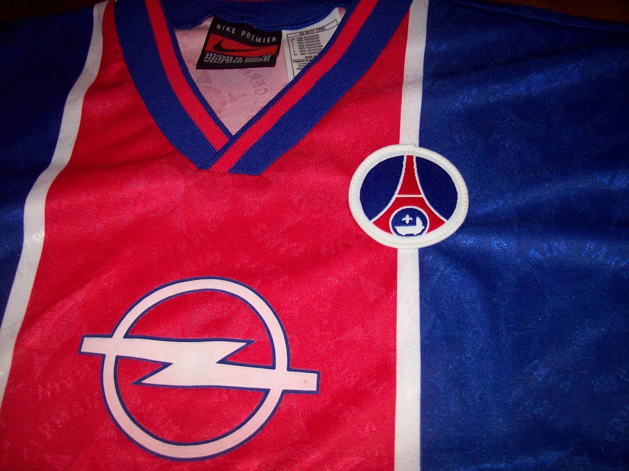 Global Classic Football Shirts | 1995 1996 PSG Retro Old Vintage Soccer ...