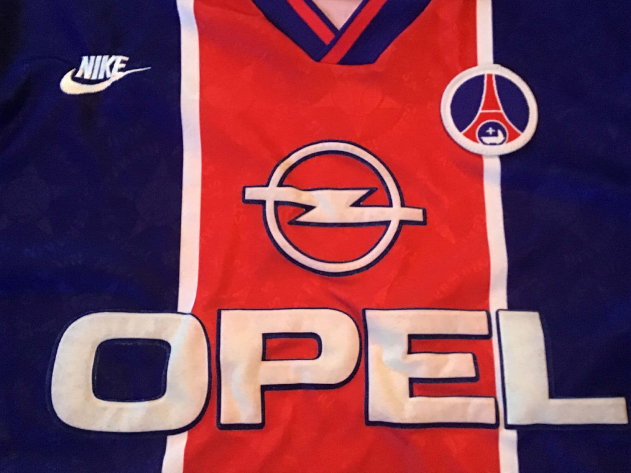 Classic Football Shirts | 1995 PSG Vintage Old Jerseys