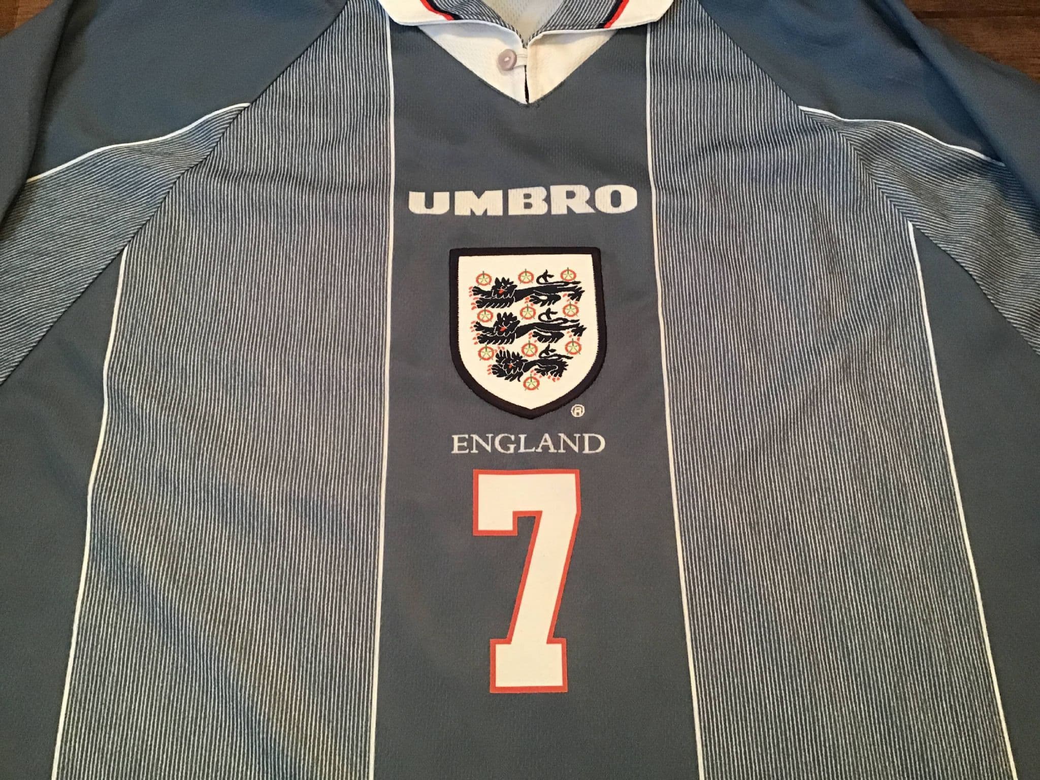 Classic Football Shirts | 1996 England Vintage Old Jersey