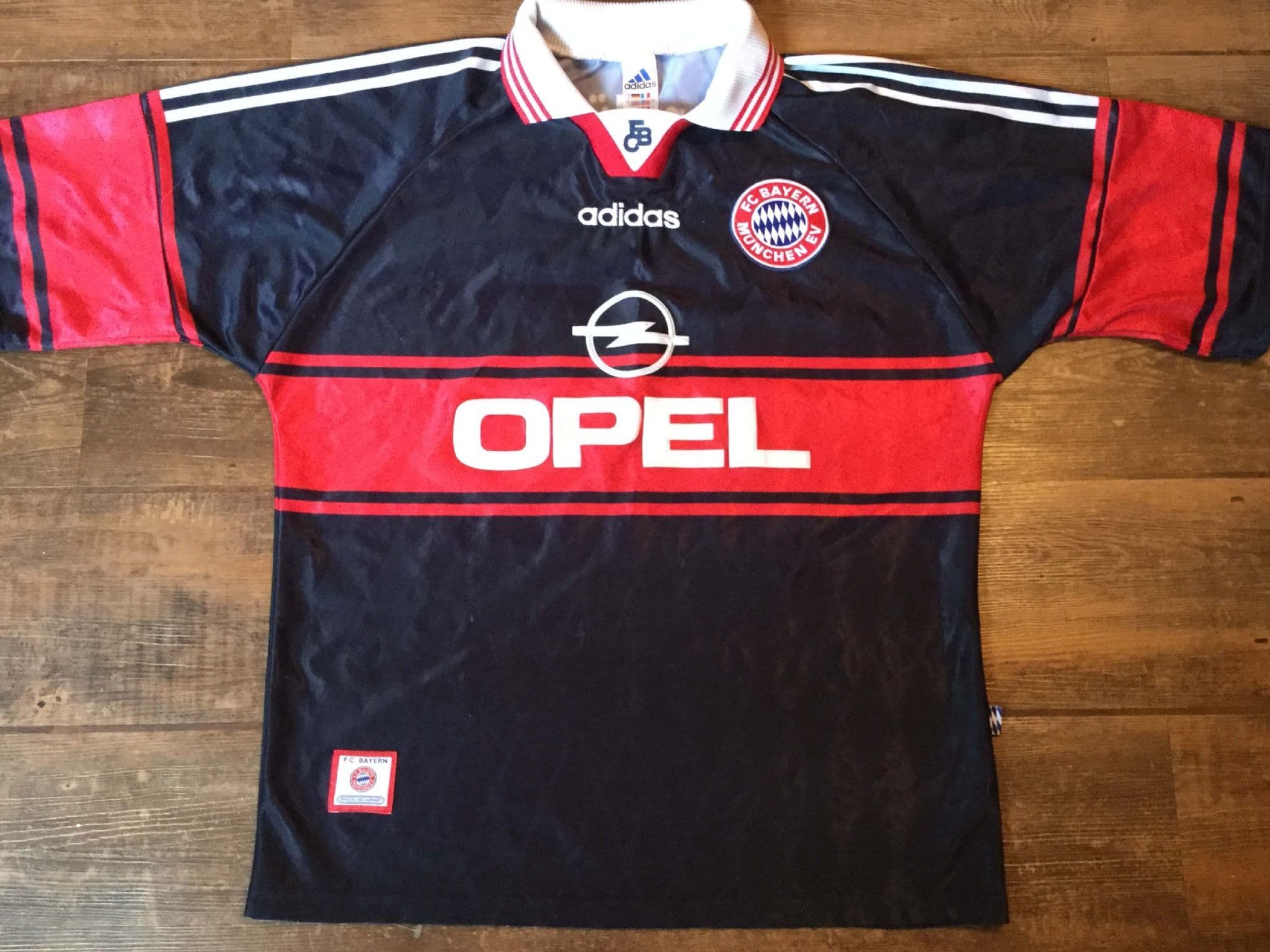 Global Classic Football Shirts | 1997 Bayern Munich Old Vintage Soccer ...
