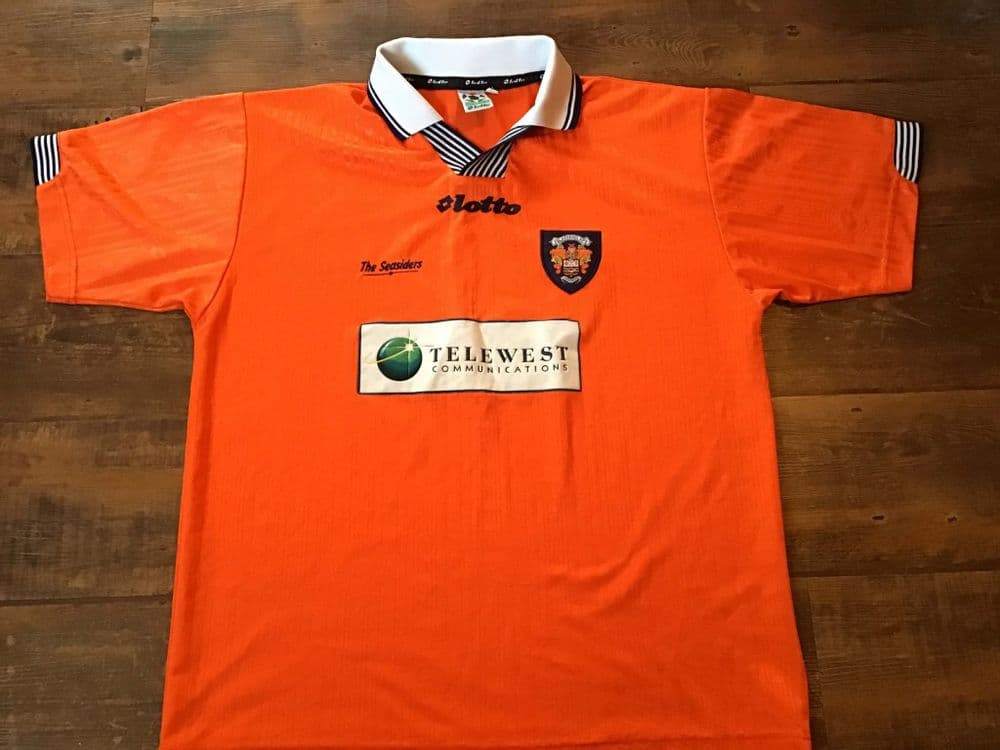 Classic Football Shirts | 1997 Blackpool Vintage Old Jerseys