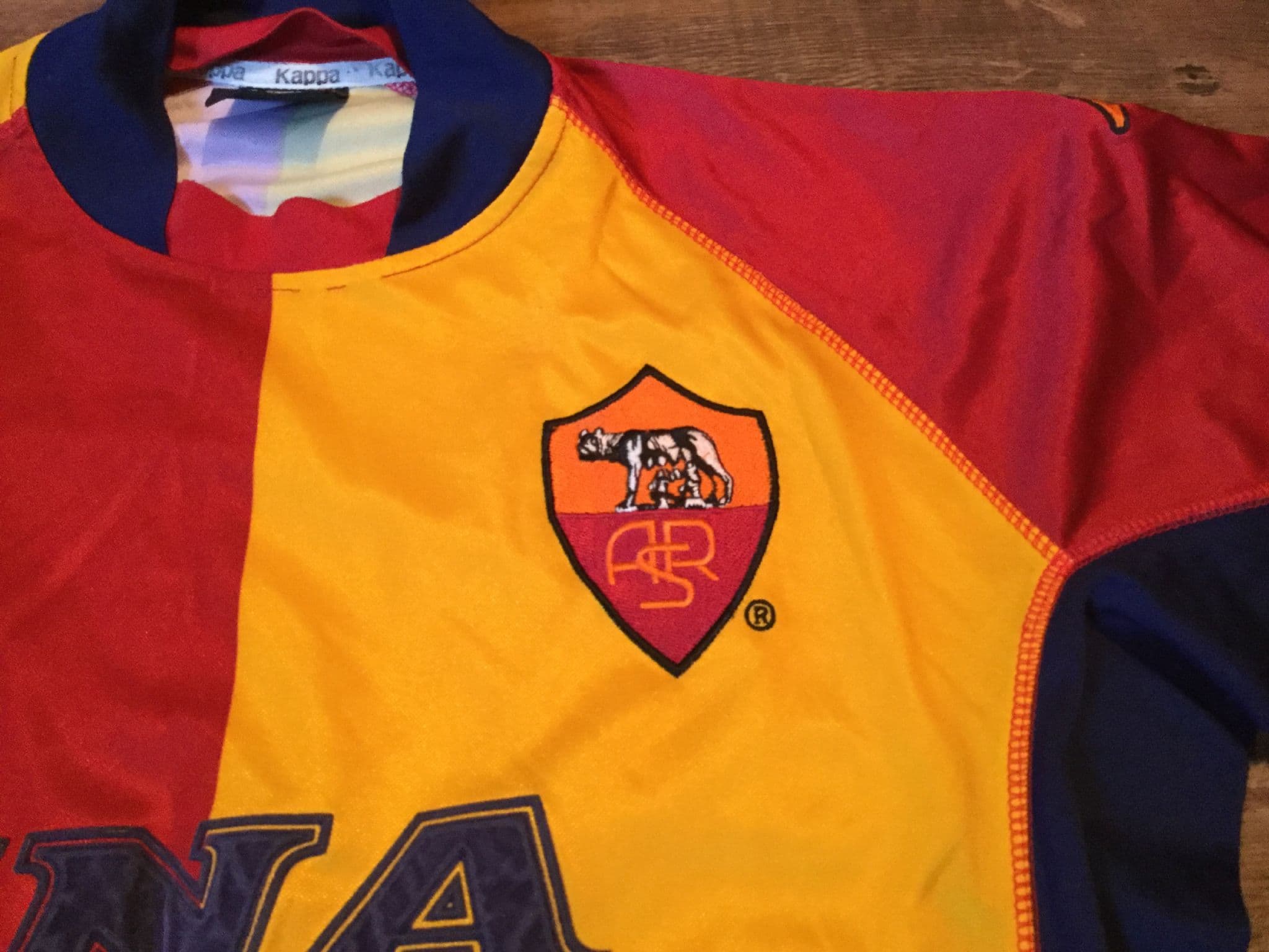 Global Classic Football Shirts | 2001 AS Roma Vintage Old Soccer Jerseys