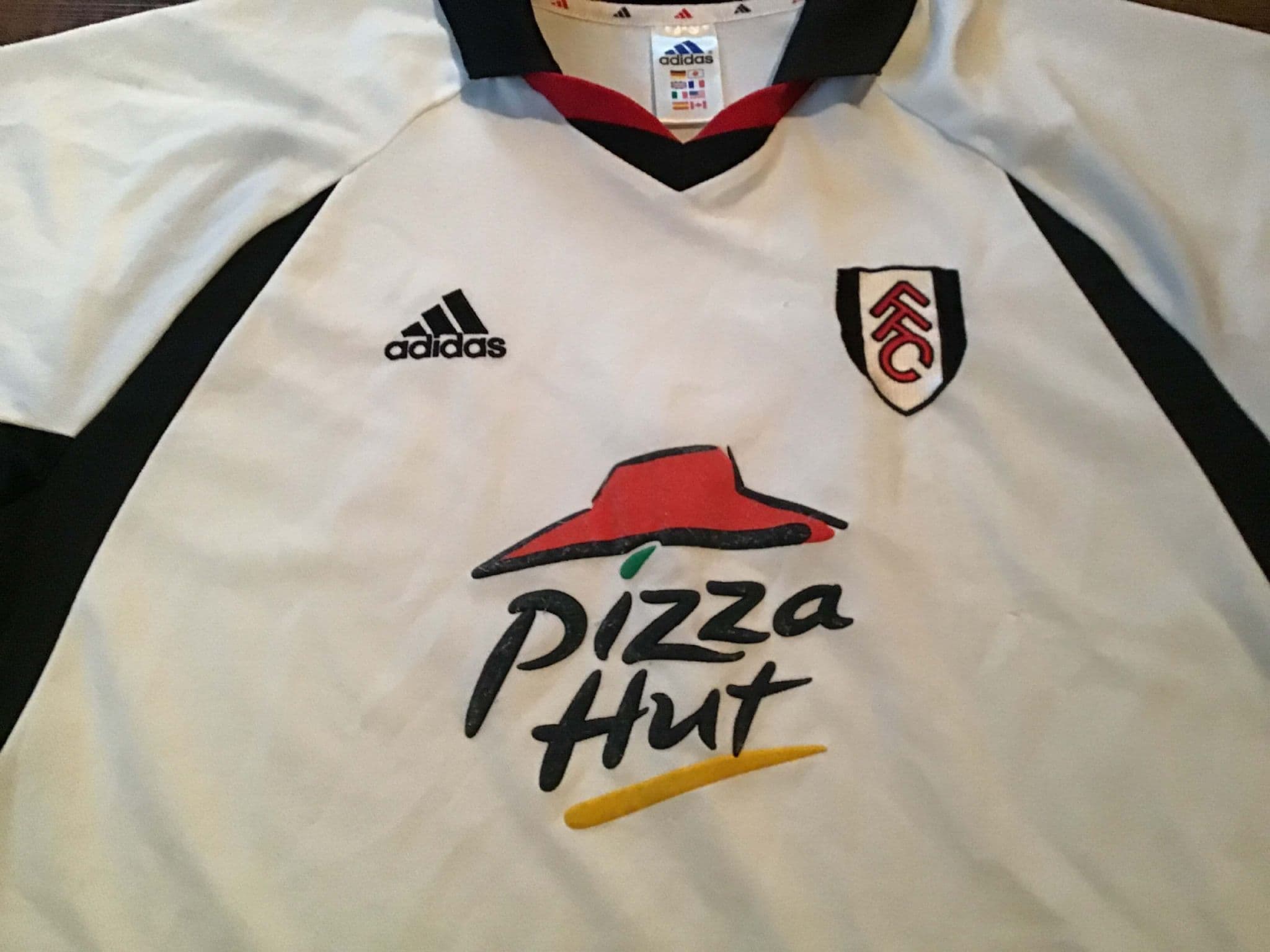 Classic Football Shirts | 2001 Fulham Vintage Old Soccer Jerseys