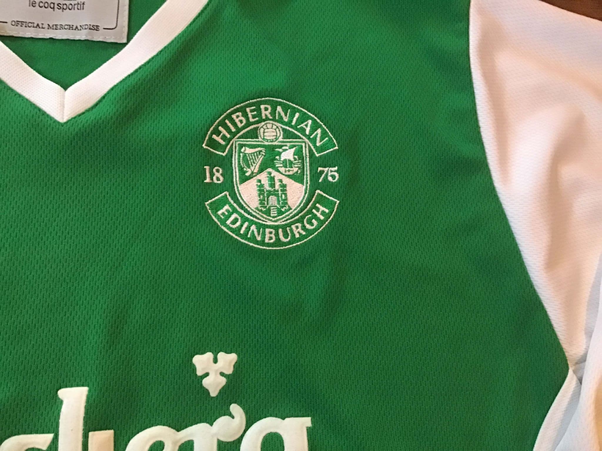 Classic Football Shirts | 2002 Hibs Vintage Old Soccer Jerseys