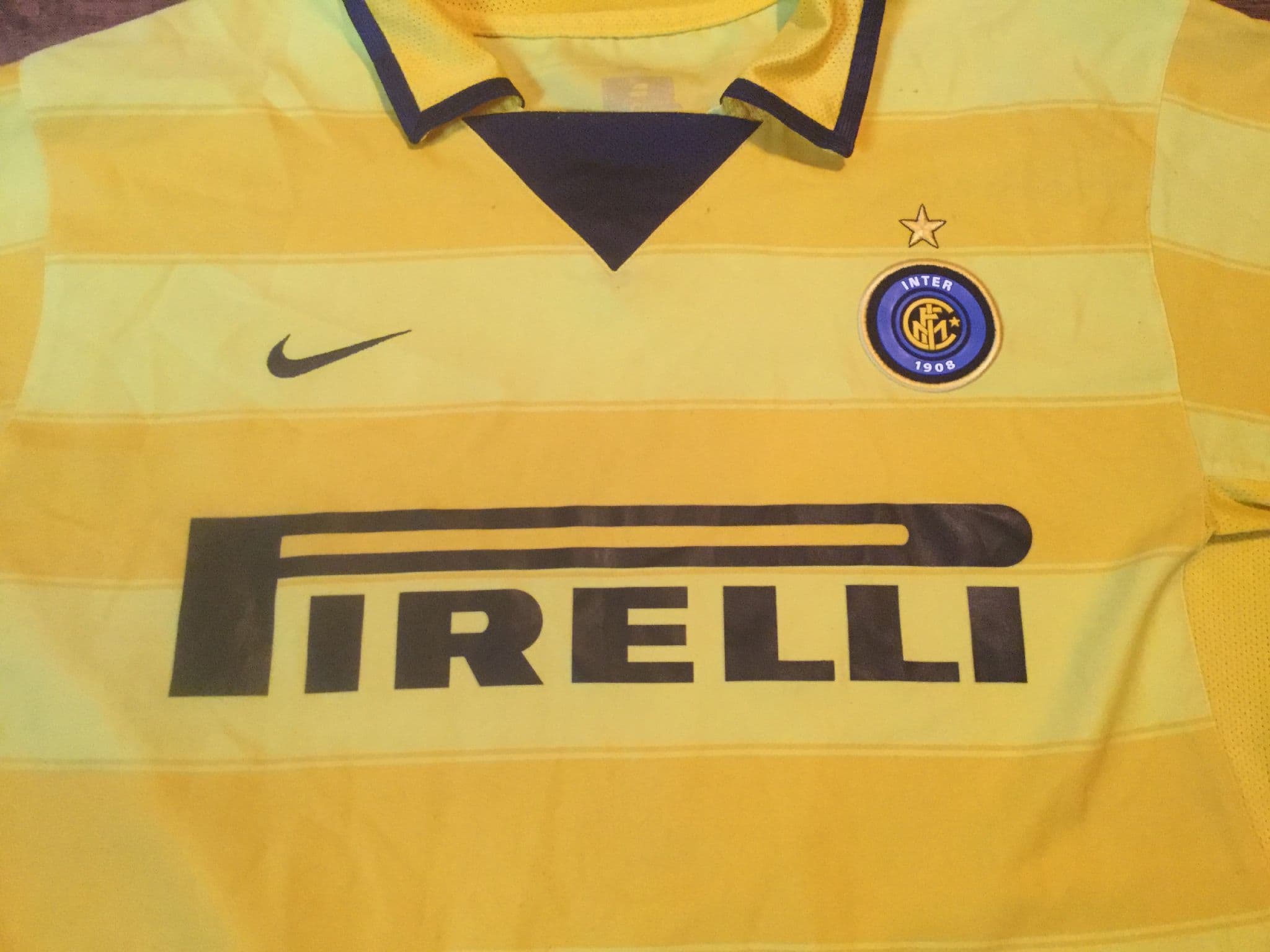 Global Classic Football Shirts | 2003 Inter Milan Vintage Old Soccer Jersey