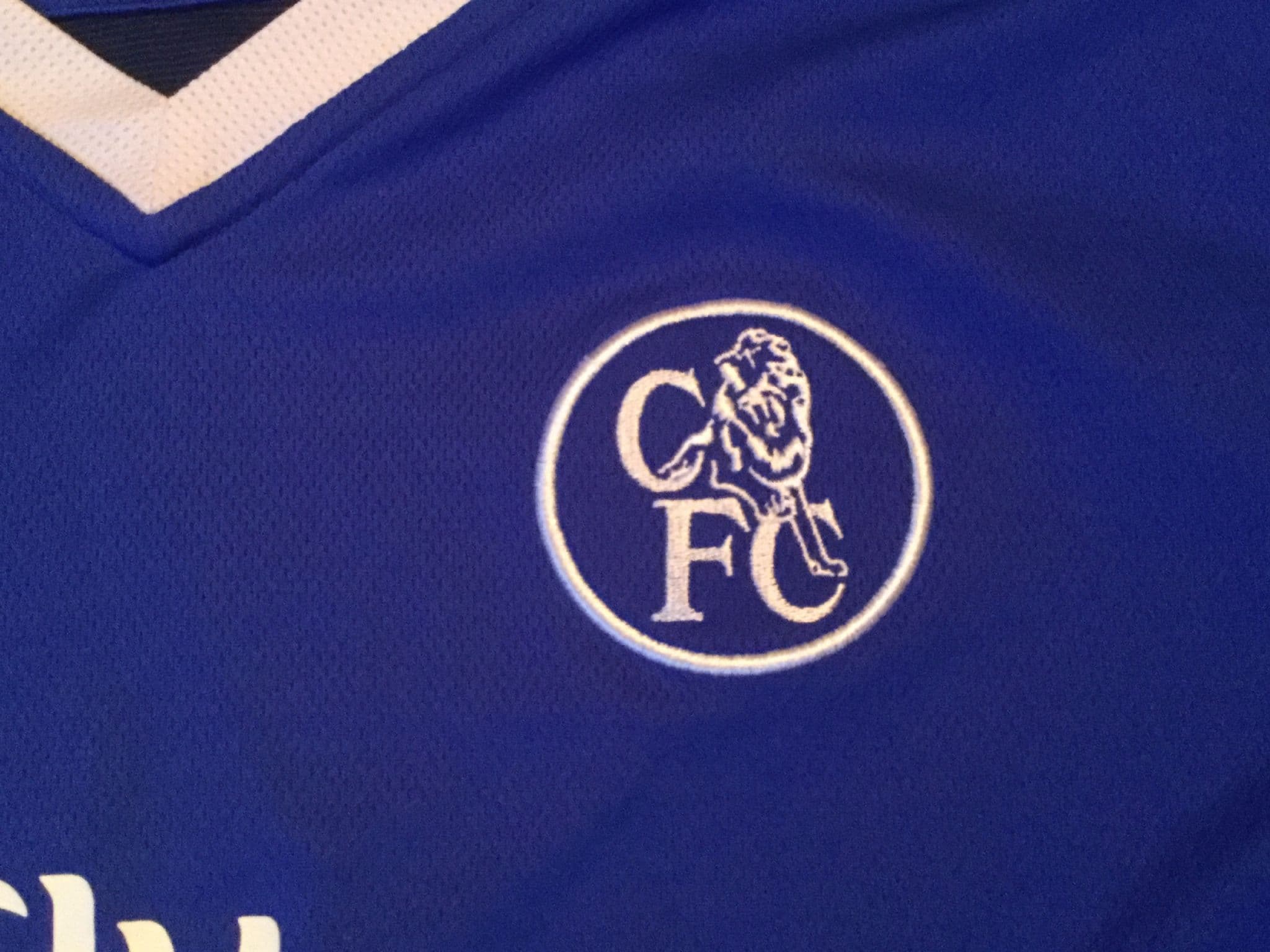 Global Classic Football Shirts | 2003 Chelsea Vintage Old Soccer Jerseys