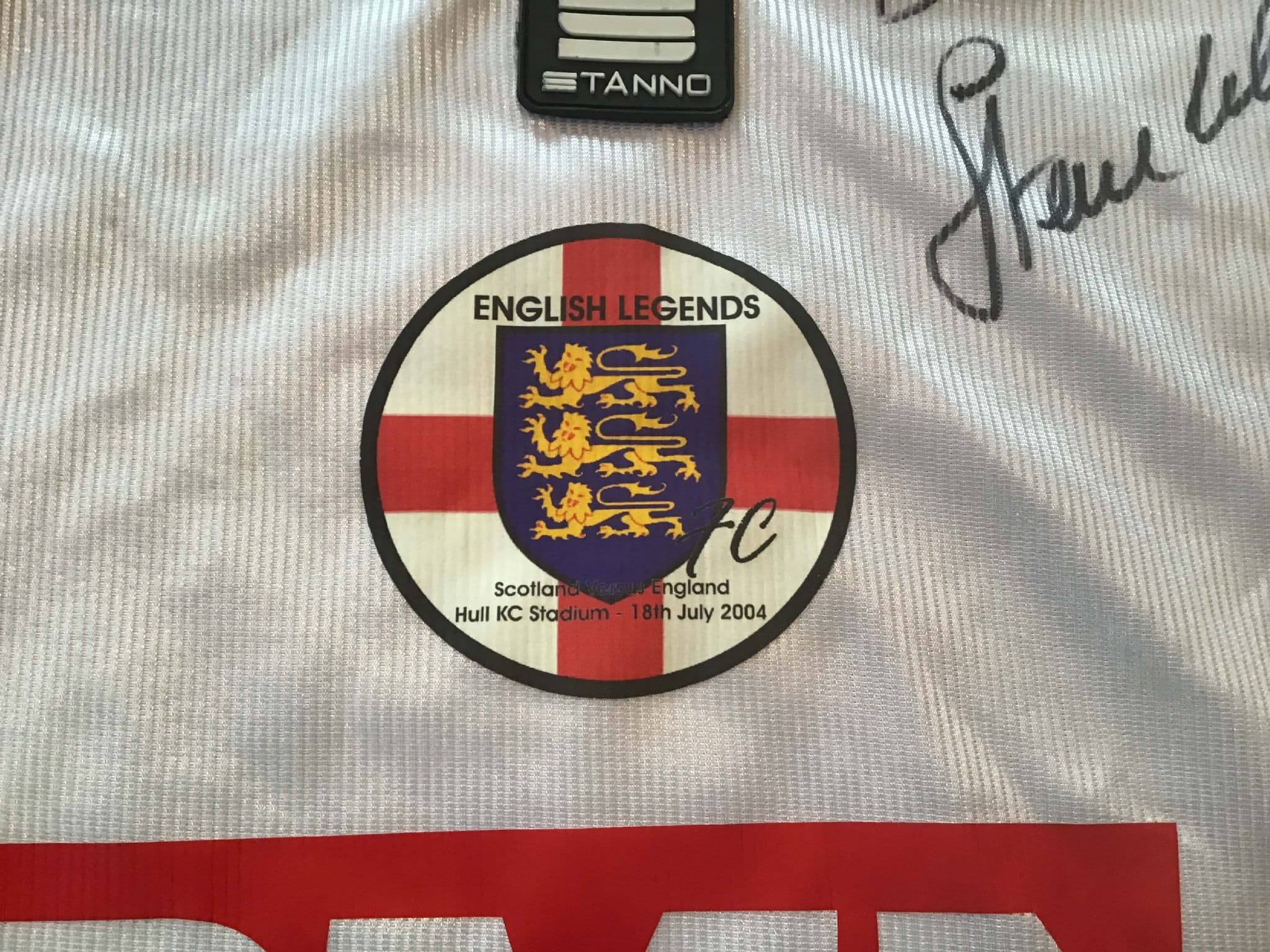 Classic Football Shirts | 2004 England Legends Vintage Old Jerseys