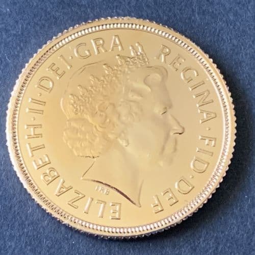 2008 Gold Sovereign With Certificate and Luxury Quality Wooden Case