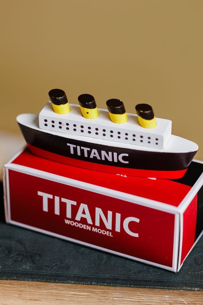 Cowfield Design | Wooden Mini RMS Titanic Ship Model | Titanic Belfast ...
