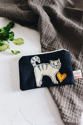 in klöver Art Gallery | Poppy Treffry Textiles & Embroidery, England