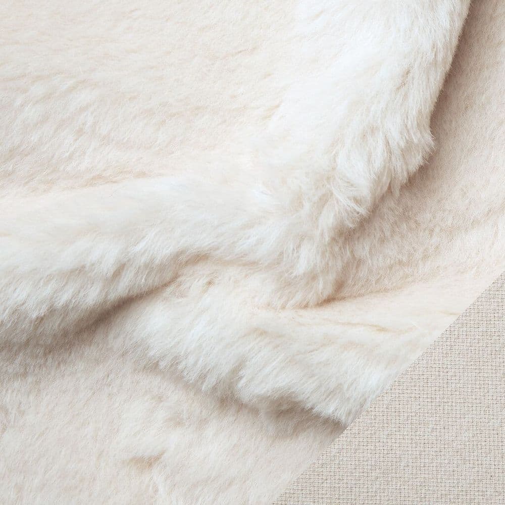 Snow Drift 25mm Alpaca