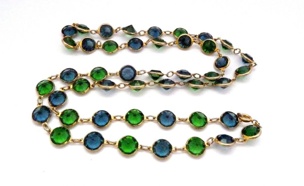 Vintage Bezel Set Clear Glass Rhinestone Retro Style Necklace