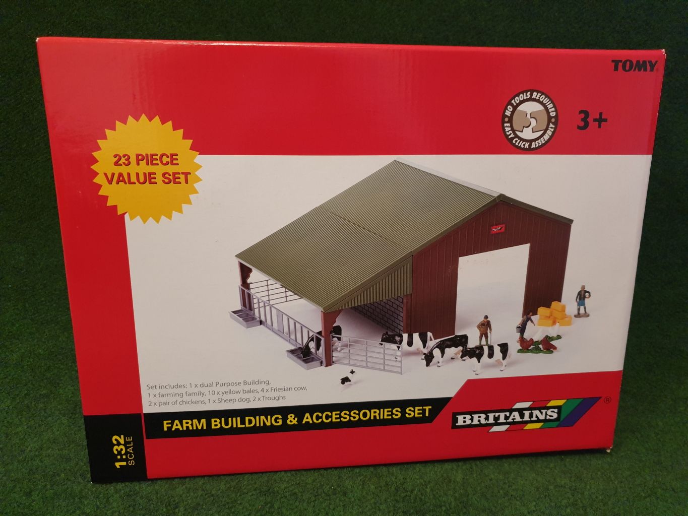 Britains Farm Building & Figures Set
