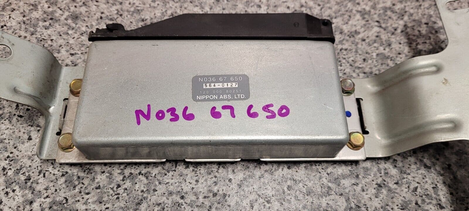 MAZDA MX5 ABS CONTROLLER MODULE N03667670 EUNOS MK1 1989 - 1997 ABS ECU