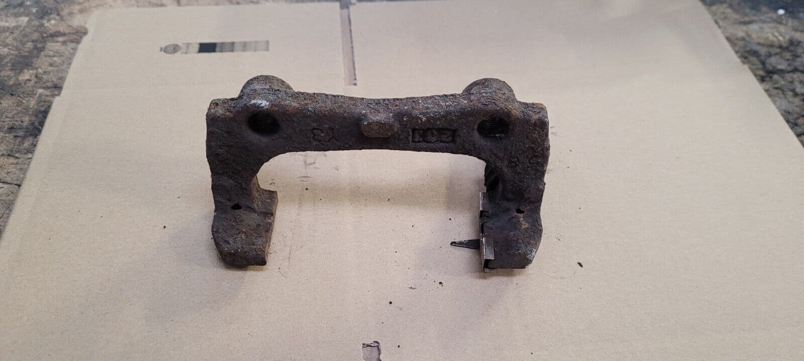 MAZDA MX5 BRAKE CALIPER CARRIER - EUNOS MK1 NA 89-98 1 6 LEFT REAR NEARSIDE