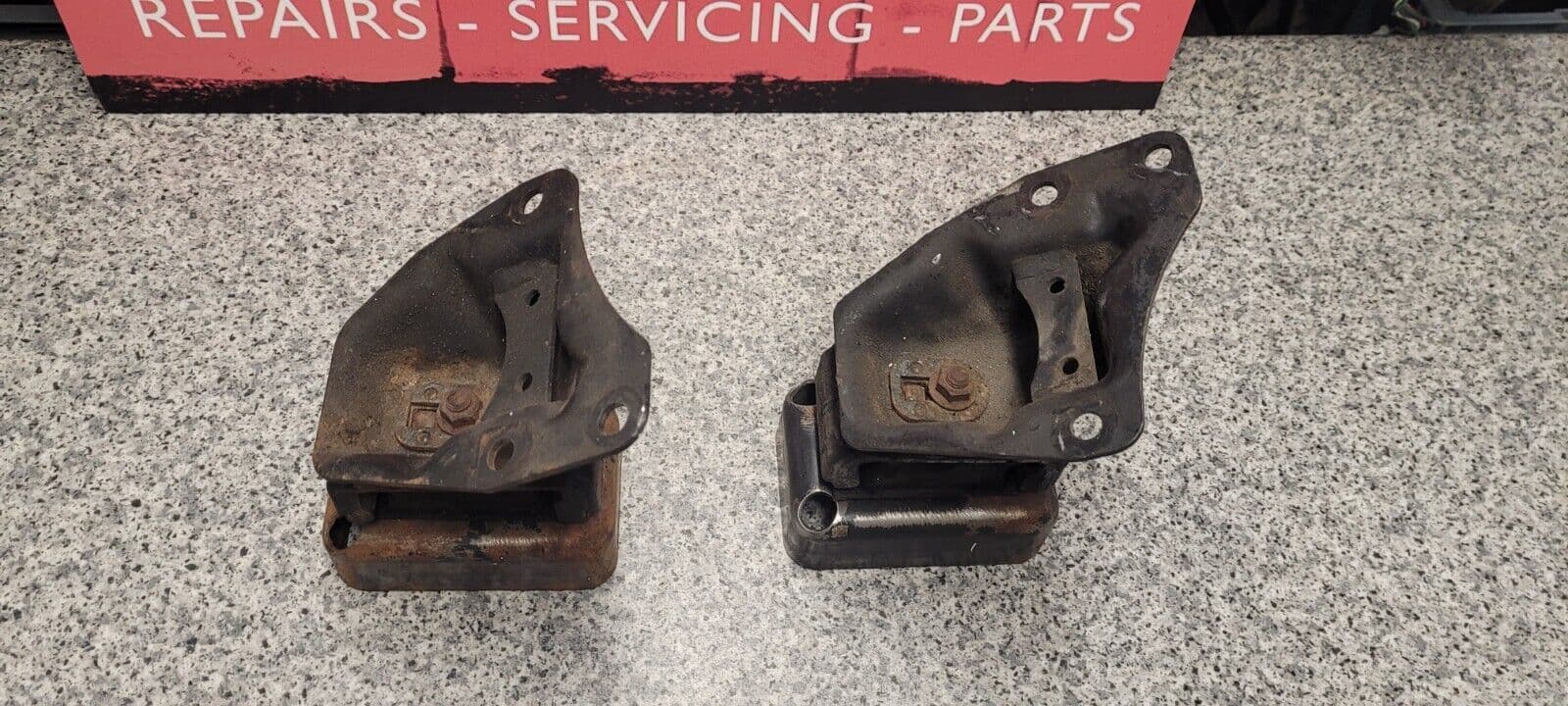 MAZDA MX5 ENGINE MOUNTS - PAIR - MK1 1600 1 6 1989 1990 1991 1992 1993 ...