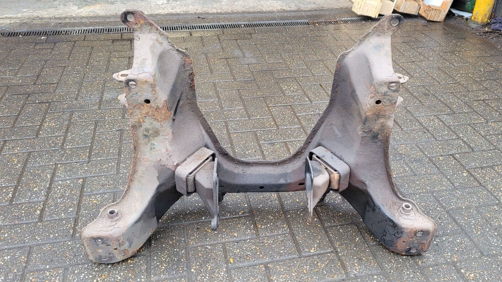 MAZDA MX5 EUNOS MK1 1989 - 1997 FRONT SUBFRAME 1 6 - USED 1600 1990 91 92