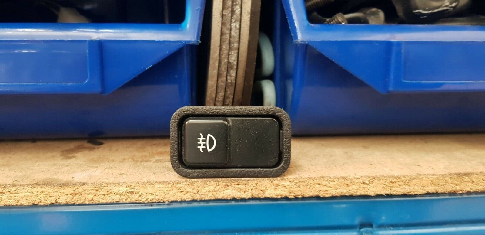 MAZDA MX5 EUNOS MK1 1989 - 97 FOG LAMP / LIGHT SWITCH