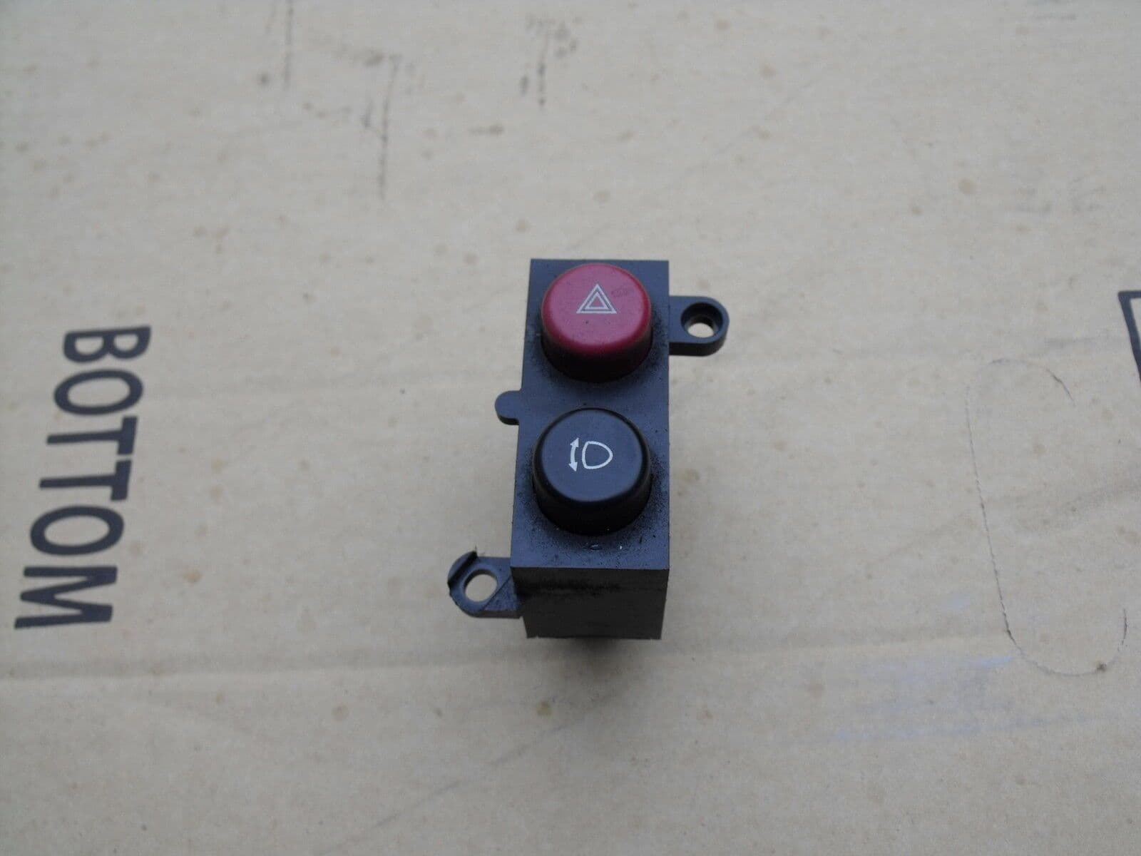 MAZDA MX5 EUNOS MK1 1989 - 97 HAZ / HAZARD & LIGHT POP UP SWITCH