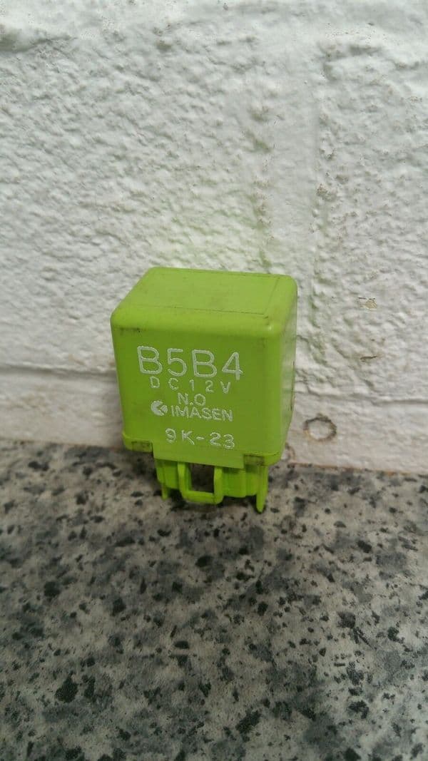 MAZDA MX5 FUEL RELAY MK2 1998 - 2005 B5B4 - MK2 1600 / 1800 MODELS GREEN
