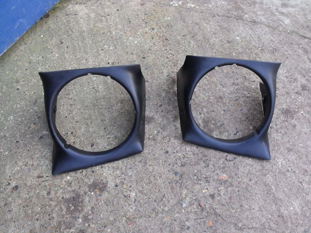 MAZDA MX5 HEADLAMP / HEADLIGHT PLASTIC SHROUD - PAIR EUNOS MK1 1989 - 97