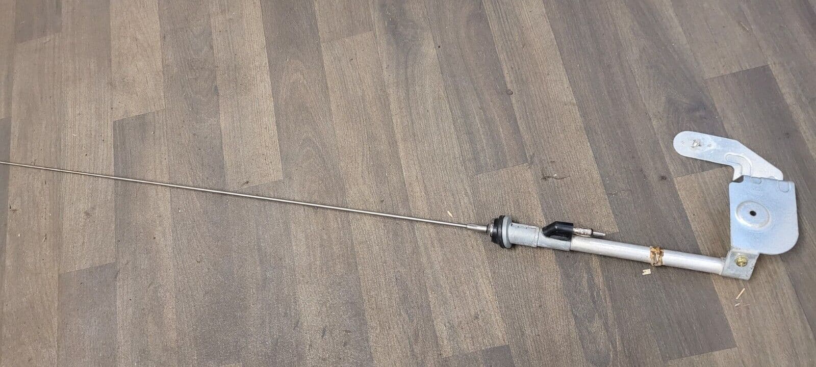 MAZDA MX5 MK2 1998 - 2005 RADIO ANTENNA / MANUAL AERIAL - MAST BASE