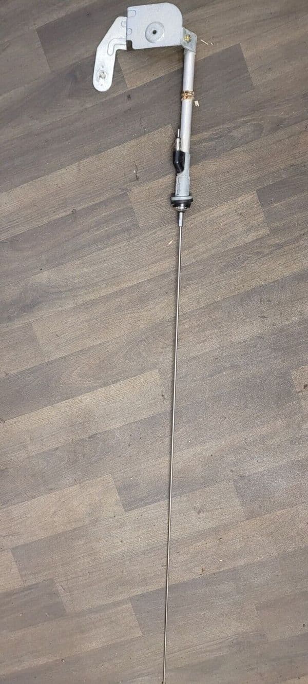 MAZDA MX5 MK2 1998 - 2005 RADIO ANTENNA / MANUAL AERIAL - MAST BASE