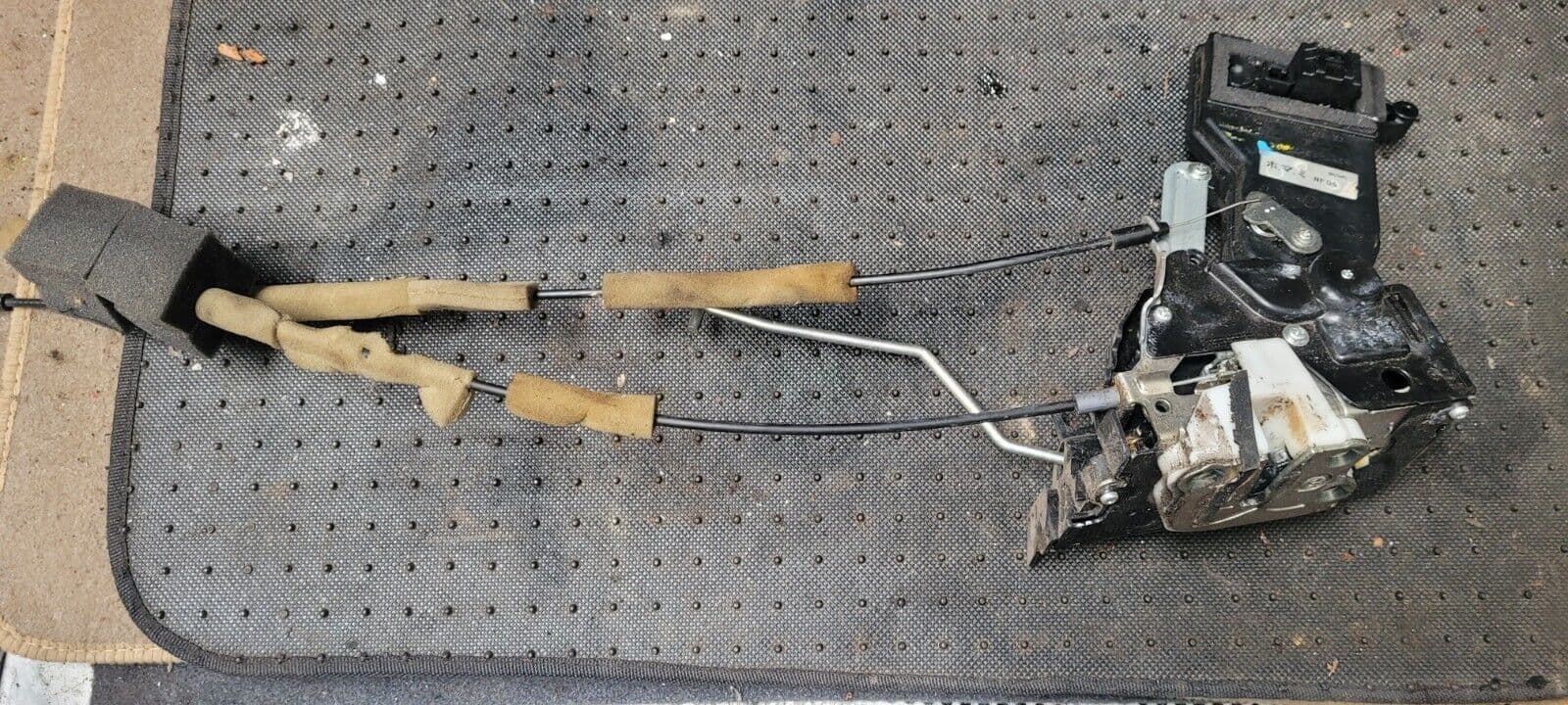 MAZDA MX5 MK3 NC 2005 to 2015 LHS LEFT PASSENGER DOOR LOCKING SOLENOID ...