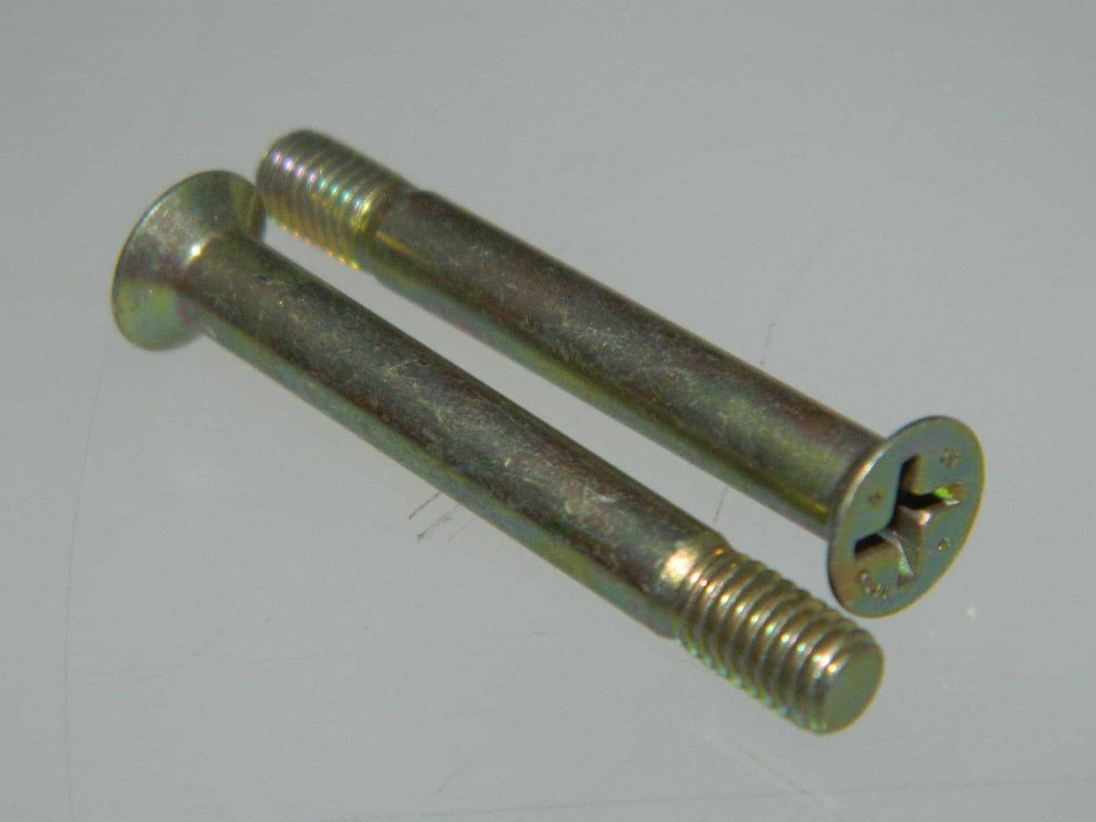 10 x 10-32 UNF Screw CSK Cruciform Head 1 1/2" Long Part NAS1790-3R19 W18