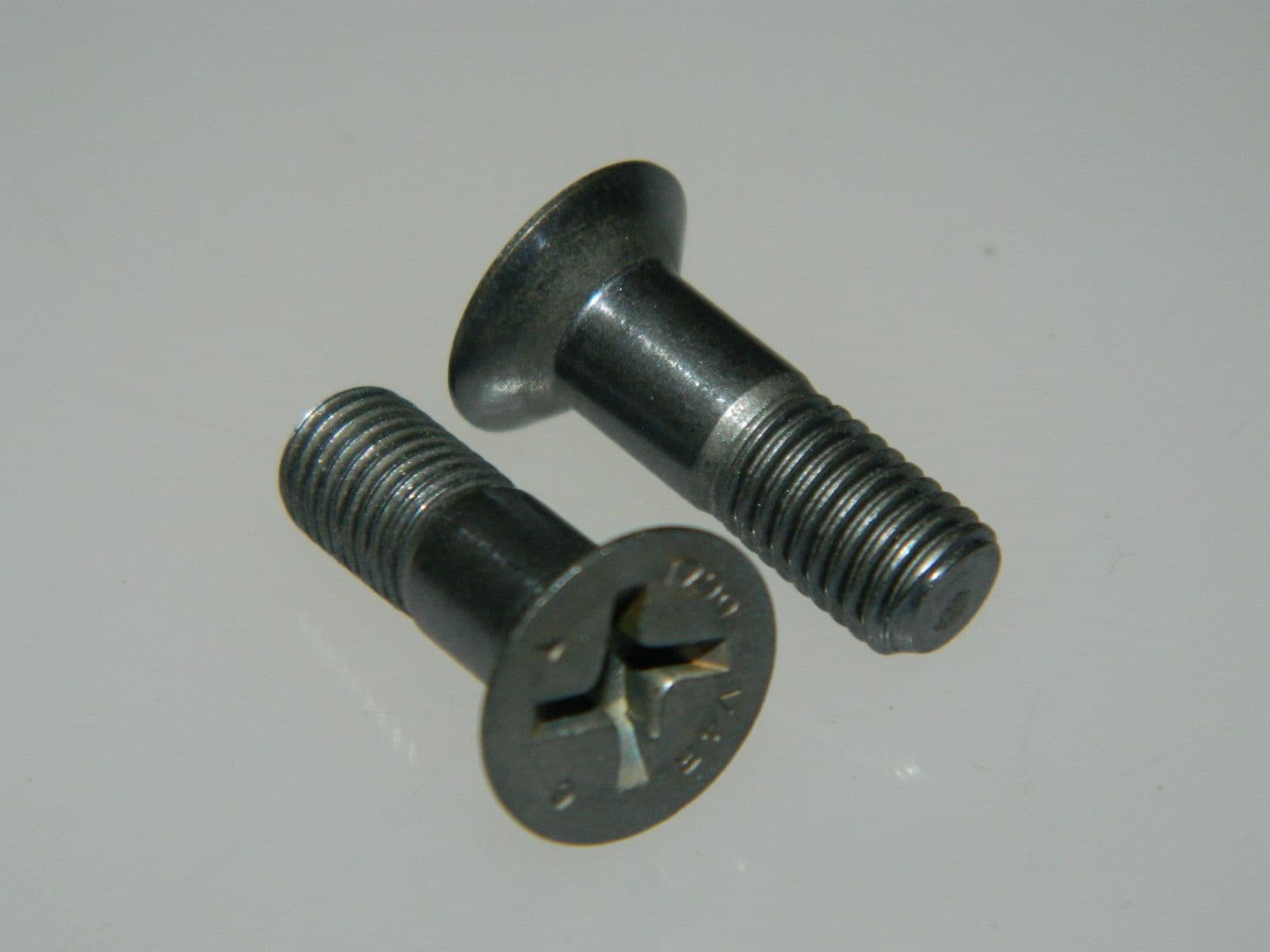 10 x 10-32 UNF Screw CSK Cruciform Head 13/16" Long Part NAS1790-V4R6 V12